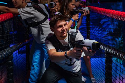 Laser Ninja Tag Teens in Bern Adventure Dome Dein größter