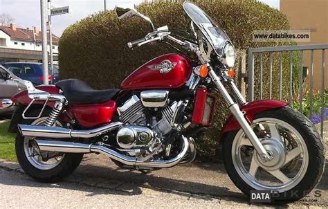 2000 Honda Magna VF 750 C 1A