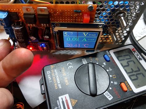 Vlad Gheorghe Indicator Tensiune Curent Regulator Temperatura Radiator Cu Arduino Afisare Pe
