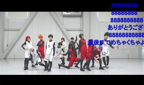 『ブルーロック』のコスプレで踊ってみた！ 総勢12名の大迫力フォーメーションダンスに「かっけぇ」「神では」の声」 ニコニコニュース