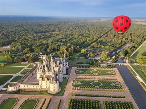 Château de Chambord Aerocom Montgolfière