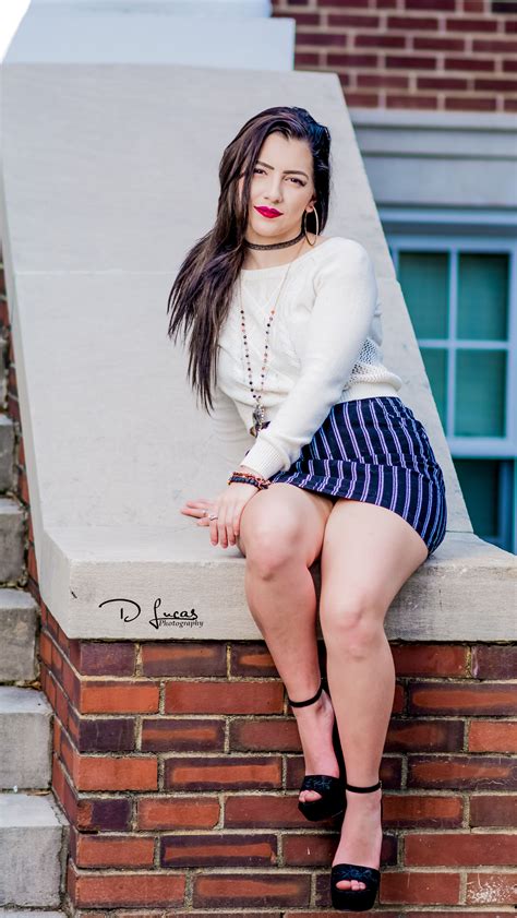 Pin By Amanda Hamm On The Modeling Fashion Mini Skirts Model