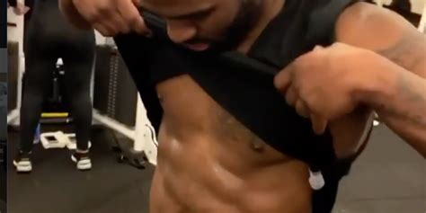 Jason Derulo Just Revealed His Secret To Keeping His Six Pack Abs