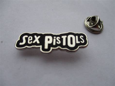 Sex Pistols Black Silver Logo Punk Metal Badge Ultra Limited Few Onl