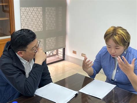 網友提問： 環狀線訊號異常。 捷運公司回覆：新北環狀線板橋站於0328日1637往大坪林方向月台505次車停靠站時訊號異常，電腦顯示越位，未
