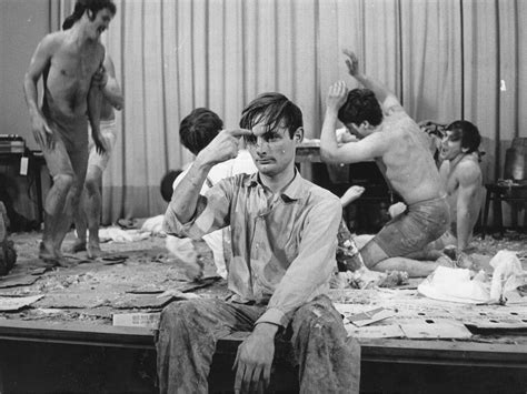 Murió Günter Brus El Artista Que Le Puso El Cuerpo Al Dolor Infobae