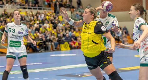 Dana Bleckmann Verlängert Ihren Vertrag Beim Bvb Handball Bundesliga