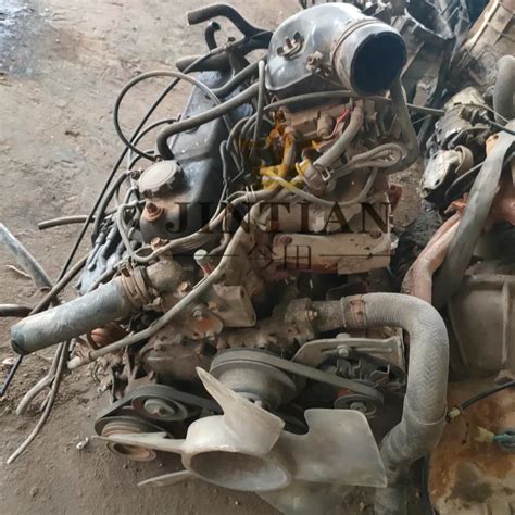 Used 2y 3y Complete Engine With Gearbox For Hilux Hiace