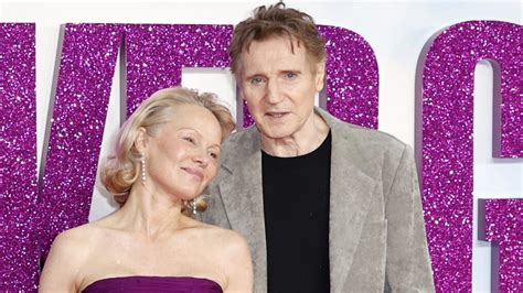 Pamela Anderson Liam Neeson Premiere 1014×570