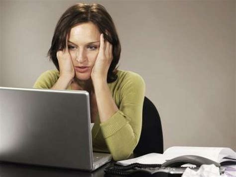 How To Get In Safe Mode On The Dell Latitude