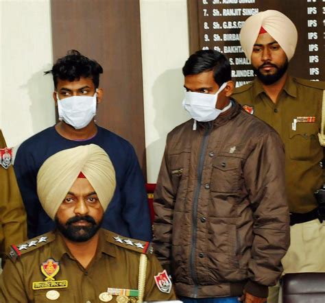 Amritsar Police Bust Drug Cartel 5 Held The Tribune