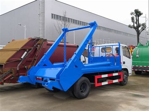 Dongfeng 4cbm Skip Loader Garbage Truck