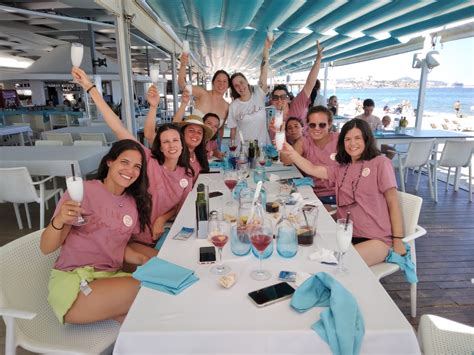 Pack Pool Party Despedidas Catamarán Ibiza