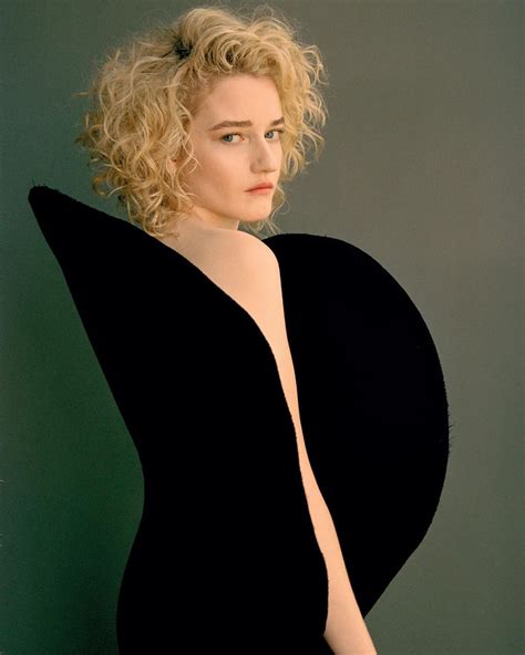 Julia Garner Nude Explicit Collection 2020 59 Photos Video The