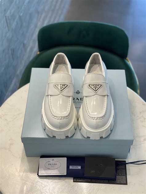 Us 15000 Women Prada Top Sneaker