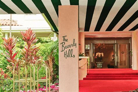The Polo Lounge Del Beverly Hills Hotel Historia Encanto Y Figuras
