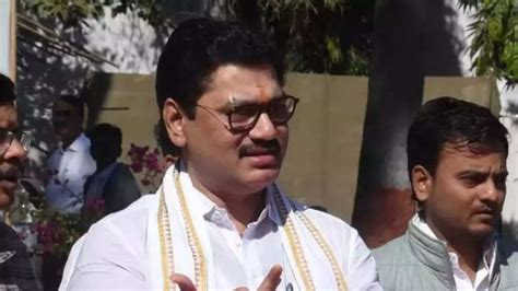 Dhananjay Munde Reply To The Critics Saying Defame Me But Dont Beed