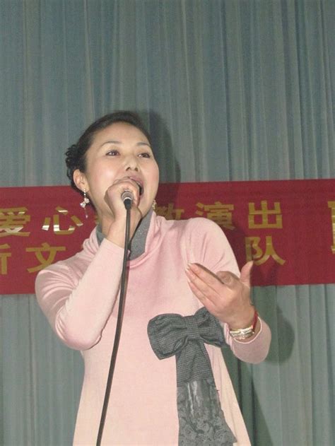 快乐人生 淮南市红十字会志愿者赴淮南劳教所爱心演出 淮南图片网