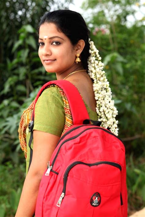 Tamilselvanum Kalaiselviyum Stills
