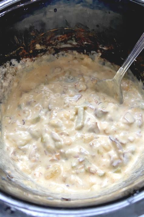 Crock Pot Philly Cheesesteak Dip