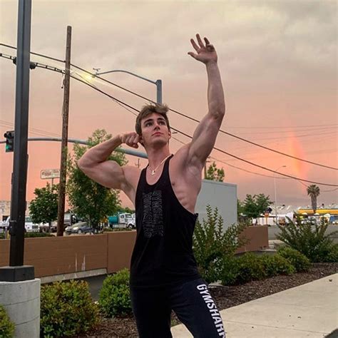 Aidan Gall Myfollows