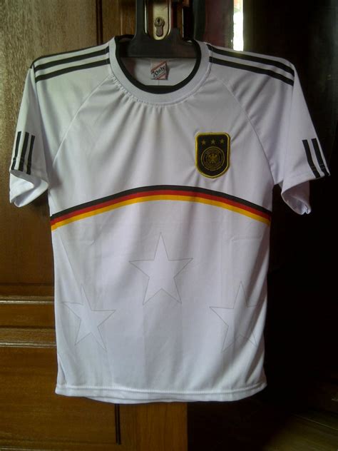 Germany Retro Replicas football shirt 2010 - 2011. Added on 2012-03-28 ...
