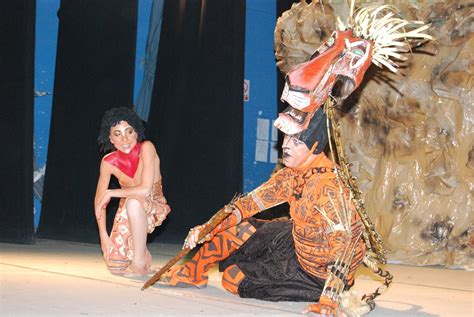 Henarte And Tics El Rey León