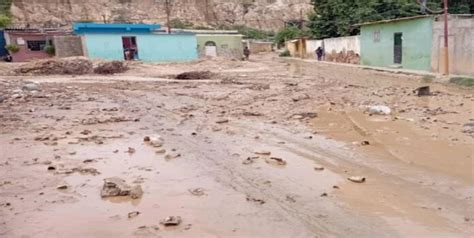 Sucre Lluvias Generan Caos E Inundaciones En Valle Verde 800noticias