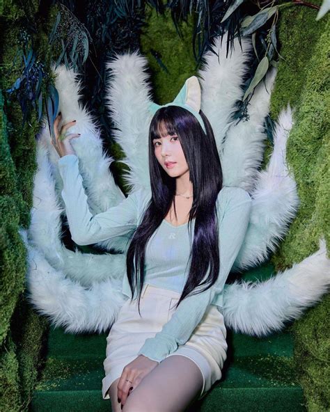 권은비 노출 없이도 감출 수 없는 볼륨감섹시미 넘친 구미호