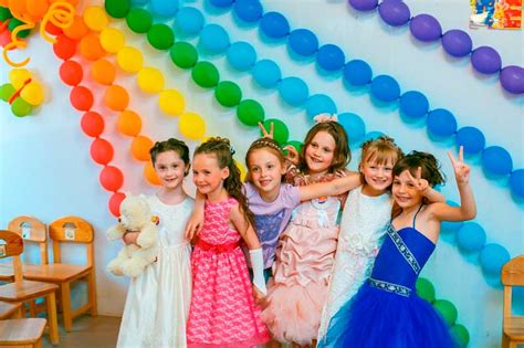 50 идей что подарить детям на выпускной в садике: подарки для девочек и ...