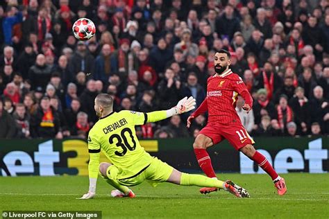 Robbie Fowler Slams Liverpool Star Mohamed Salahs Absence From Last