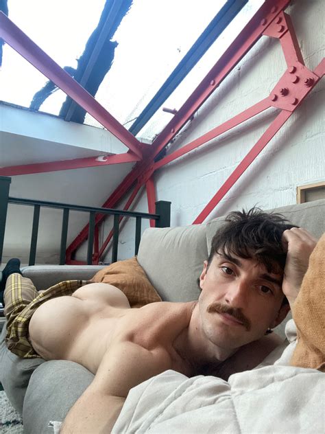 Sam Morris On Twitter Eat It Https T Co 1JOT82mQvK Twitter