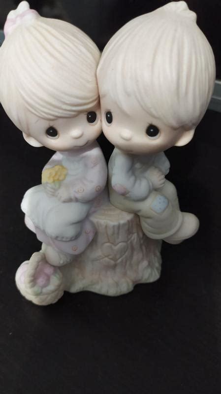 Колекційна фігурка Precious Moments Love One Another 1978року — ціна 800 грн у каталозі