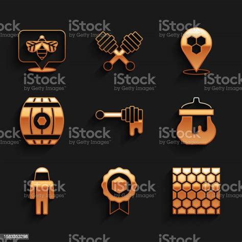 꿀 메달 벌집 항아리 양봉가 보호 모자 나무 통 꿀벌 위치 및 아이콘으로 꿀 국자 스틱을 설정합니다 벡터 목재 재료에 대한 스톡 벡터 아트 및 기타 이미지 Istock