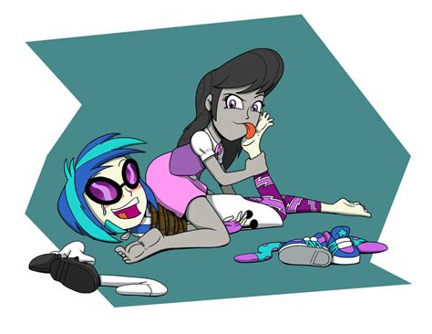 Octavia And Vinyl By CoffeeBurger On DeviantArt