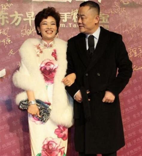 早前周立波和第二任妻子高調亮相賺足了眼球 每日頭條