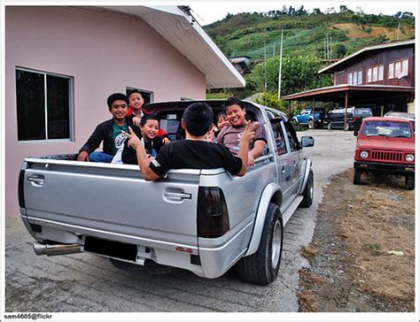 Isuzu Invader Specs Photos Videos And More On Topworldauto