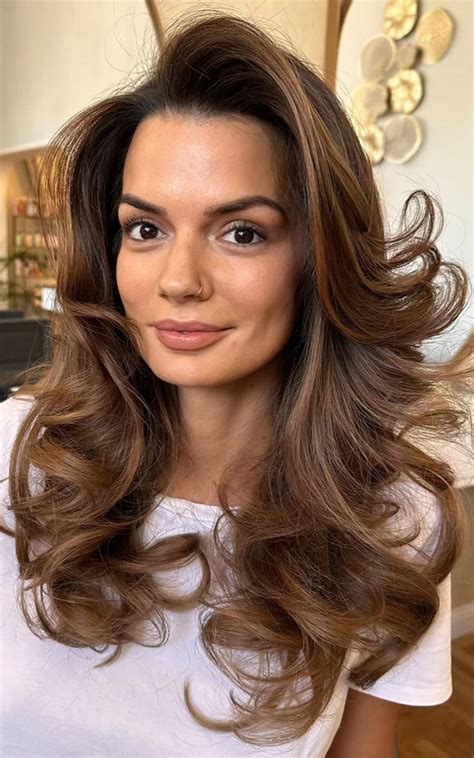 35 Hot Mocha Mousse Hair Colour Ideas Glamorous Mocha Blowout