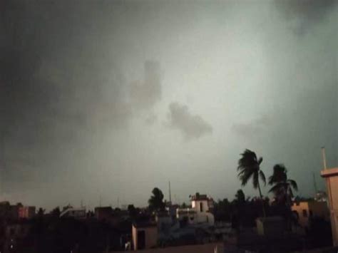 Bihar Weather Update Heavy Rain Warning In 8 Districts Of Bihar Yellow