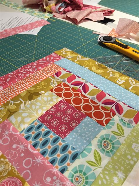 Log Cabin Patchwork Log Cabin Patchwork Patchwork Sewing Projects