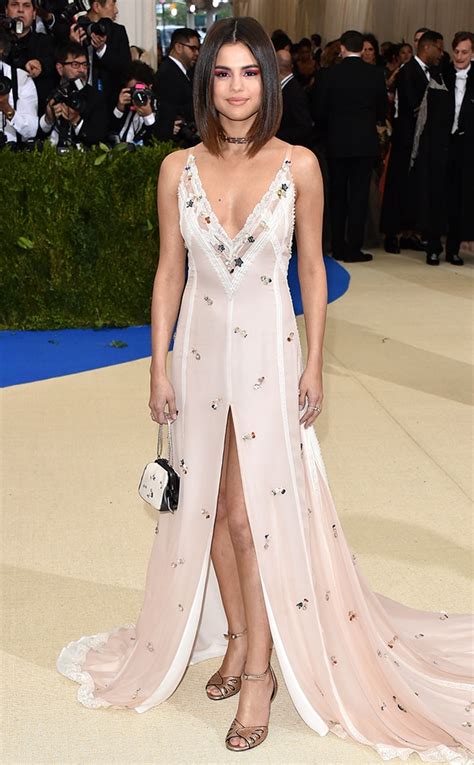 Selena Gomez comparte por qué está recién comenzando en su carrera