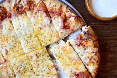 Roots Handmade Pizza Is One Of The Best Restaurants In Chicago