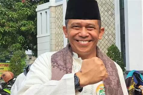 Survei Pilkada Kota Bekasi Kemal Hendrayadi Dan Sugiharto Unggul