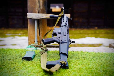 Cили ТрО почали отримувати західні карабіни Сили територіальної оборони ЗСУ