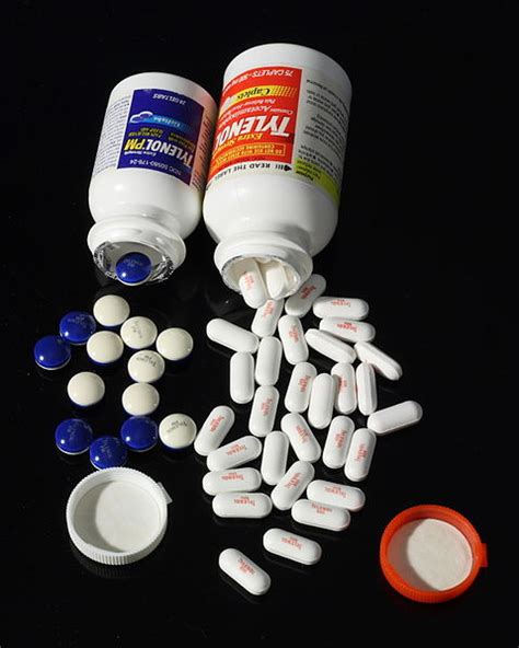 Difference Between Tylenol Paracetamol And Aspirin Difference Between Difference Between