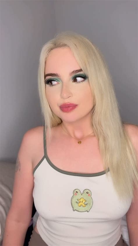 Lexi Lore Life Is Starting To Feel Peaceful Lately And I Have This