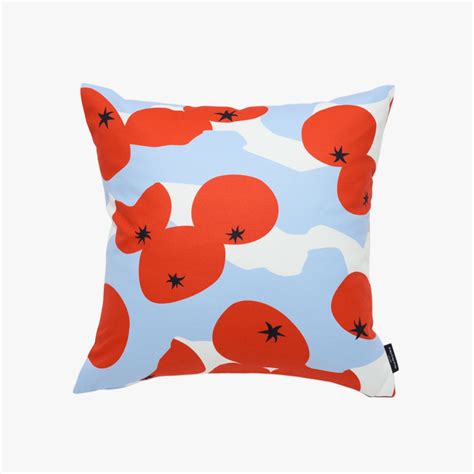 쿠션커버 Swimming Tomato 50x50 감도 깊은 취향 셀렉트샵 29cm
