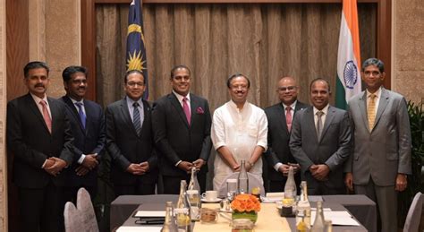 Mos V Muraleedharan Meets Sikh Veterans Of Malaysian Armed Forces