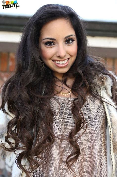 Фото Модель Trinity St Clair