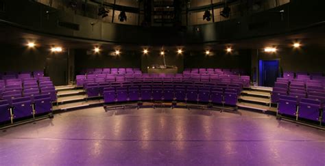 Theater Zuidplein Excursievervoer Voor Leerlingen In Het Primair